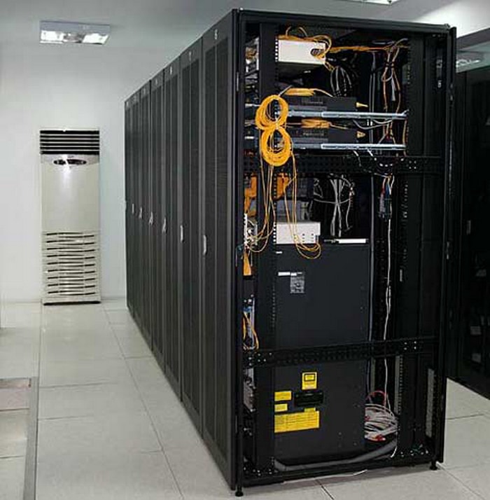 Tủ Rack Là Gì? Có Những Loại Tủ Rack Nào?